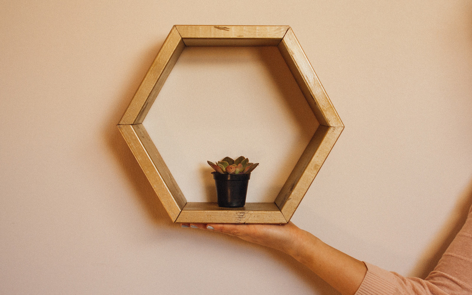 Hexagon Shelves DIY How To Make Hang A Hexagon Shelf