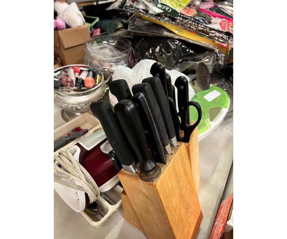 auction-tuesday-at-6pm