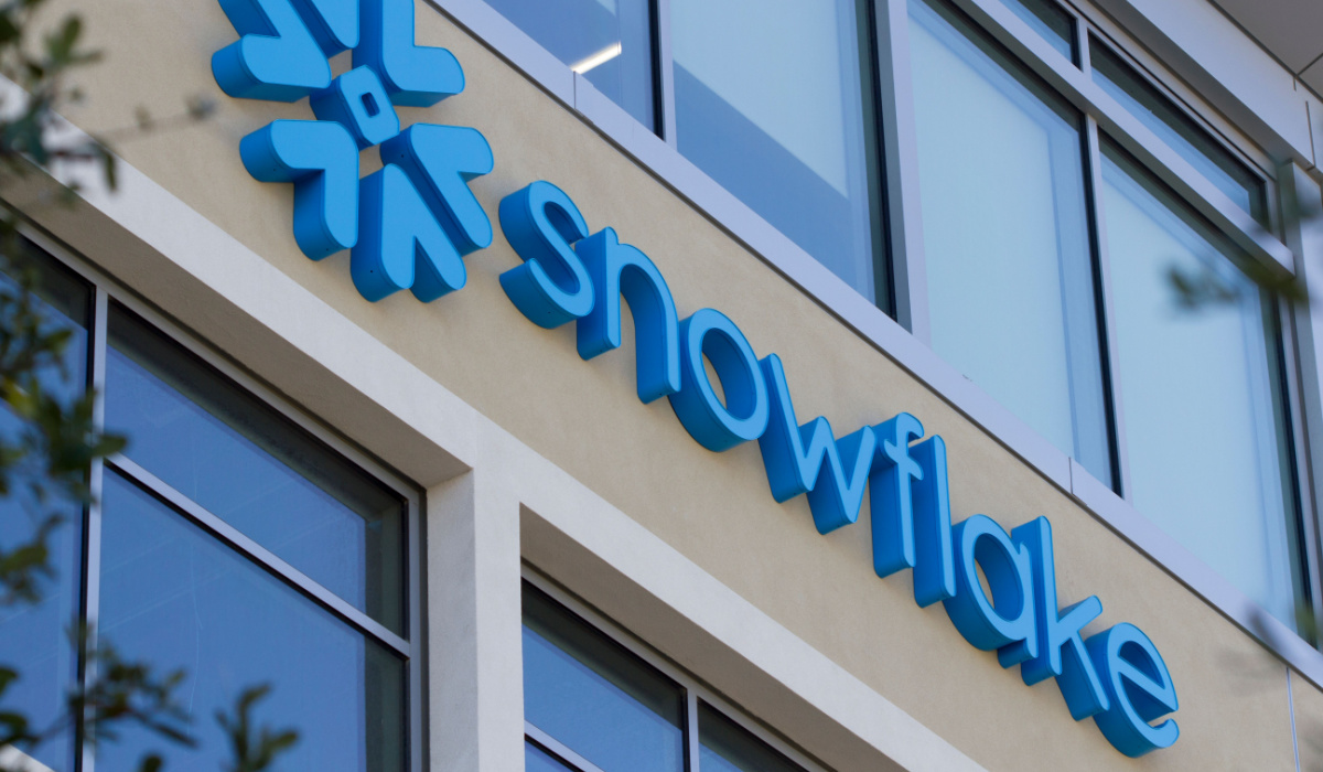 News | Snowflake Plans to Buy SnowConvert to Optimize Code Conversion ...