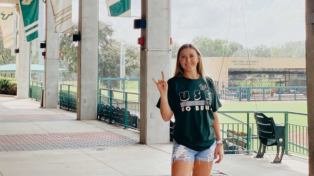 Viral star Emma Humplik commits to USF - BVM Sports