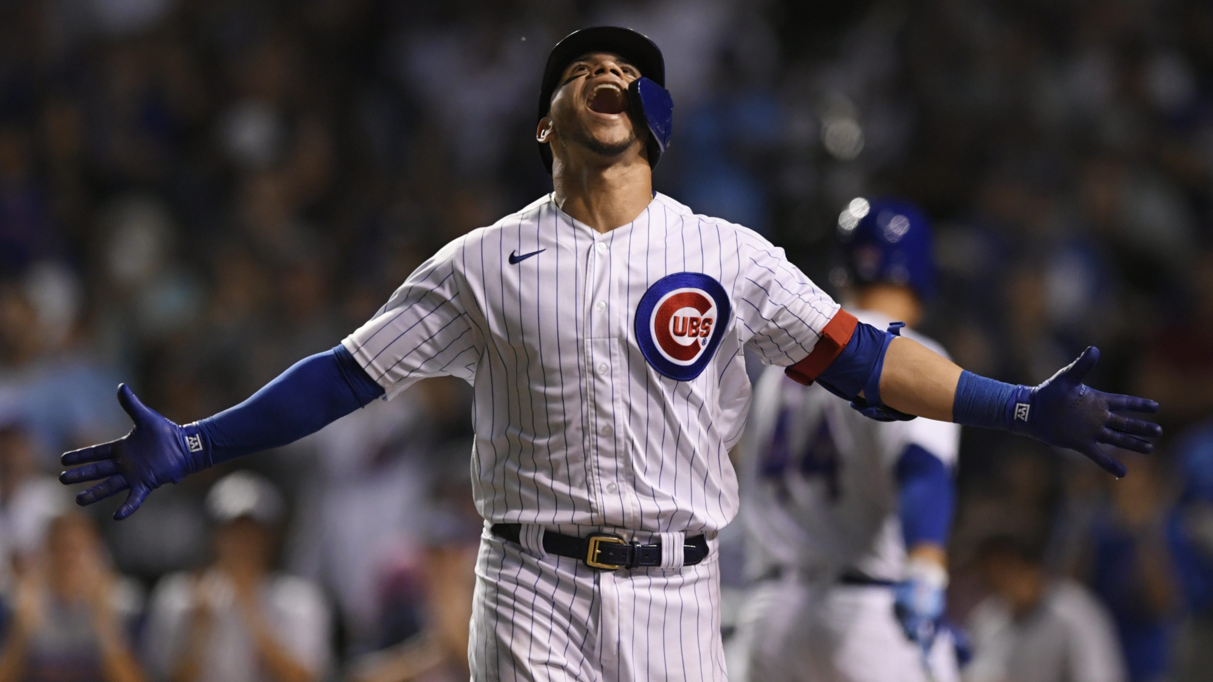 Báez hits bases-loaded single in 9th as Cubs top Reds 6-5 - BVM Sports