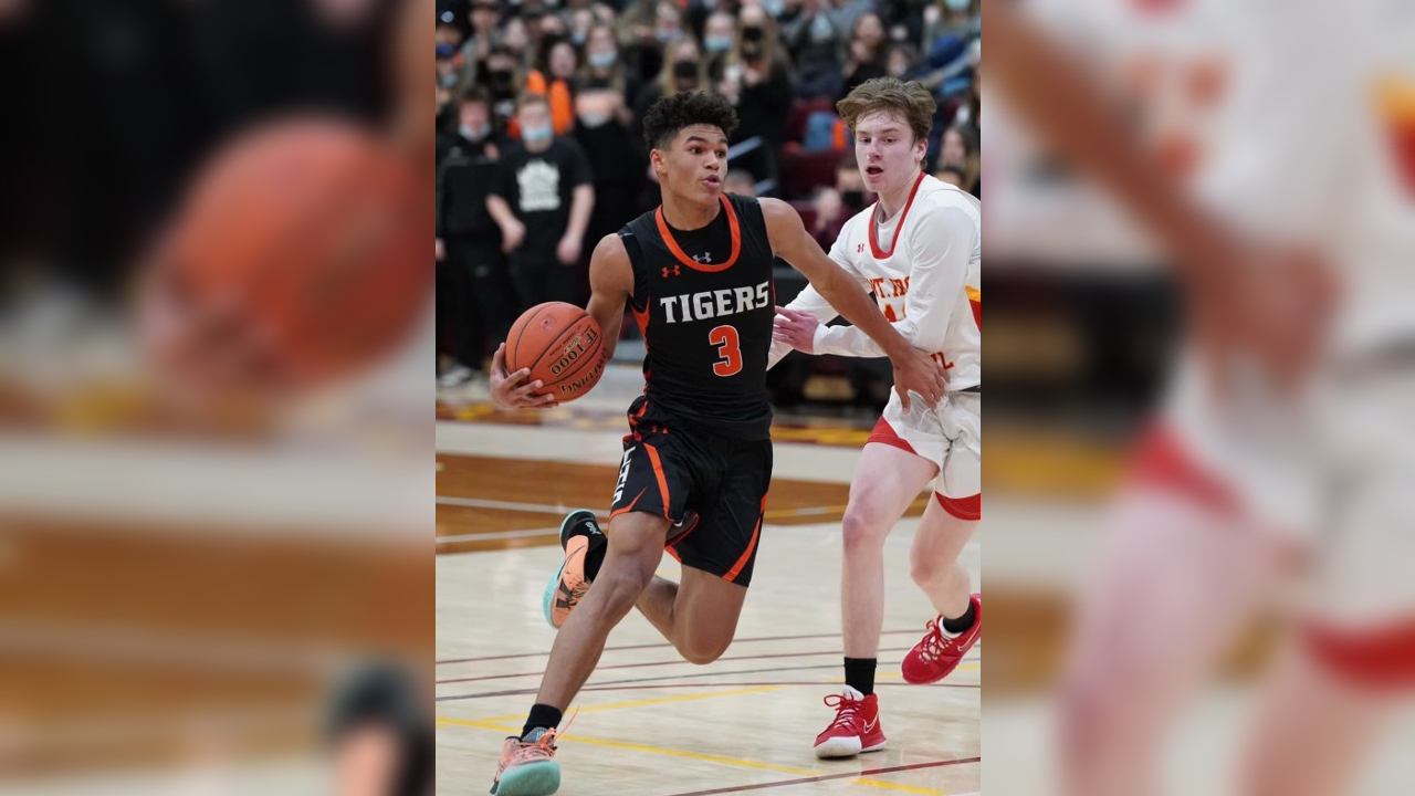 Isaac Asuma reaches 2,000 career points as a sophomore - BVM Sports