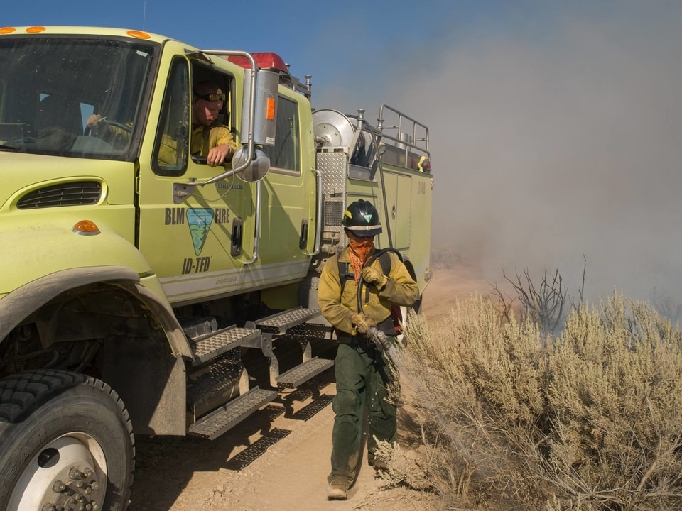 New BLM program to give firefighting equipment to local agencies - East ...