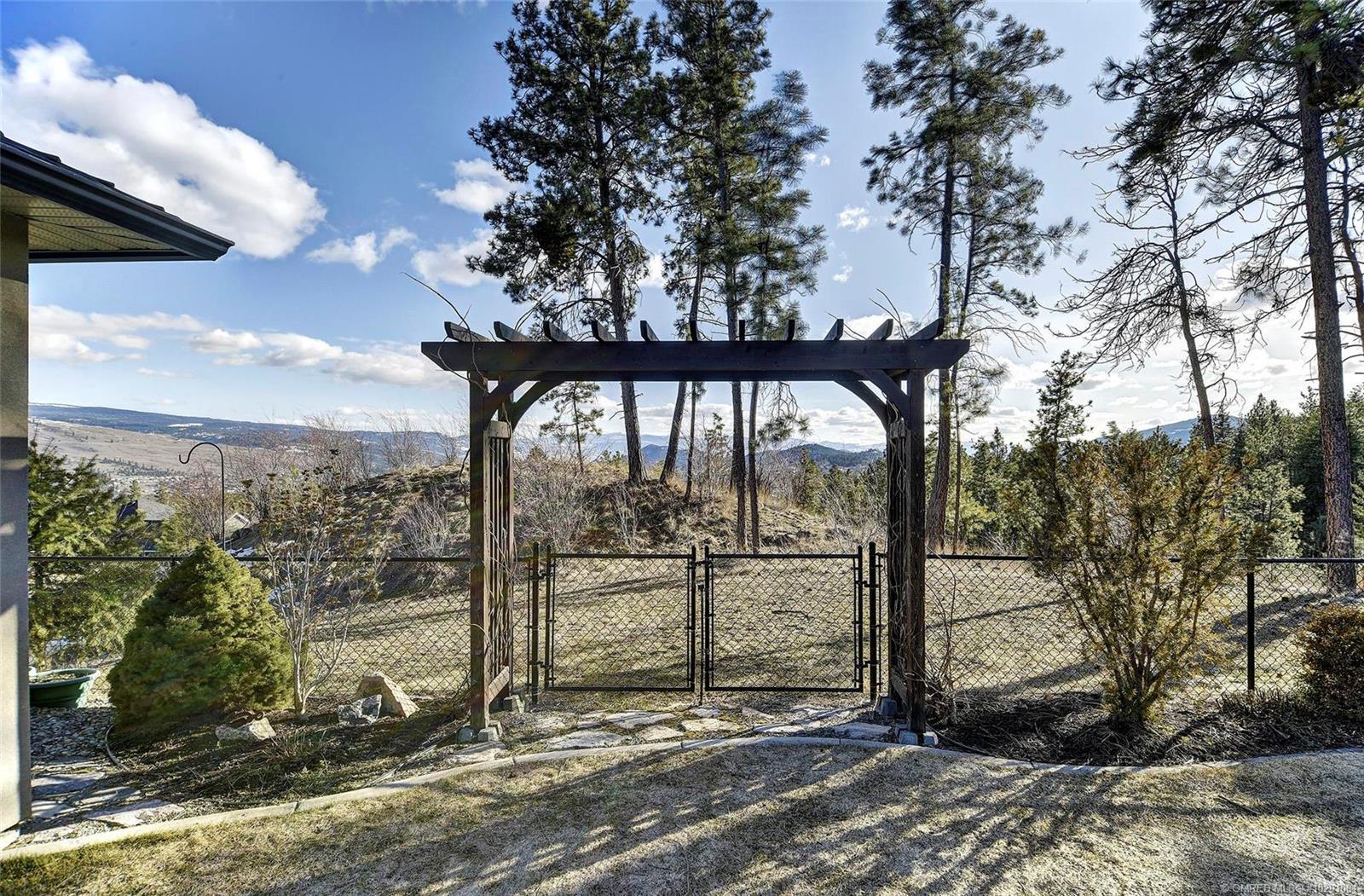 12980 Apex Drive, Lake Country, BC, V4V 2N9 | 10201081 | The Property ...