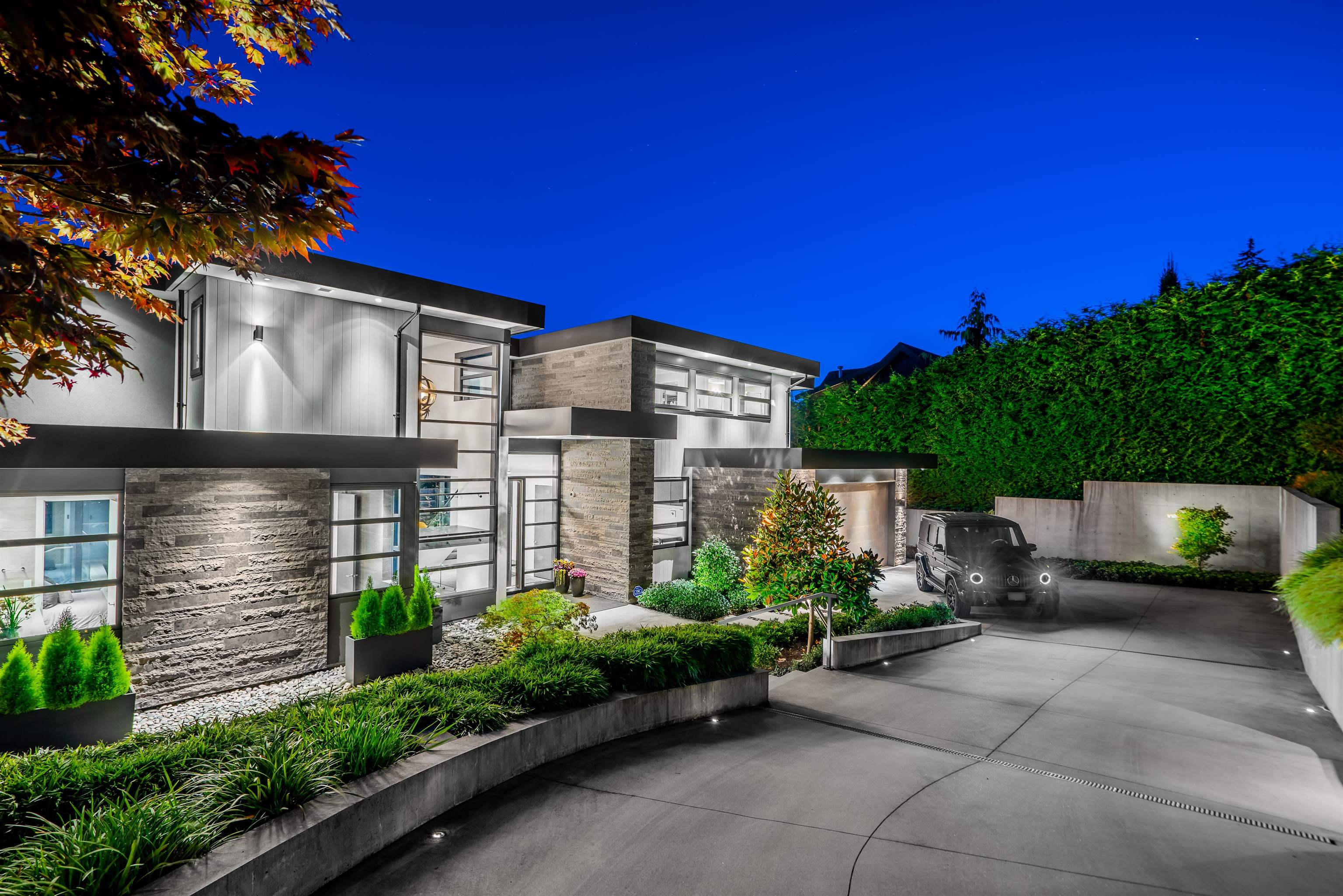 2550 Rosebery Avenue, West Vancouver, BC, V7V 2Z9 | R2725951 | Max Hasman