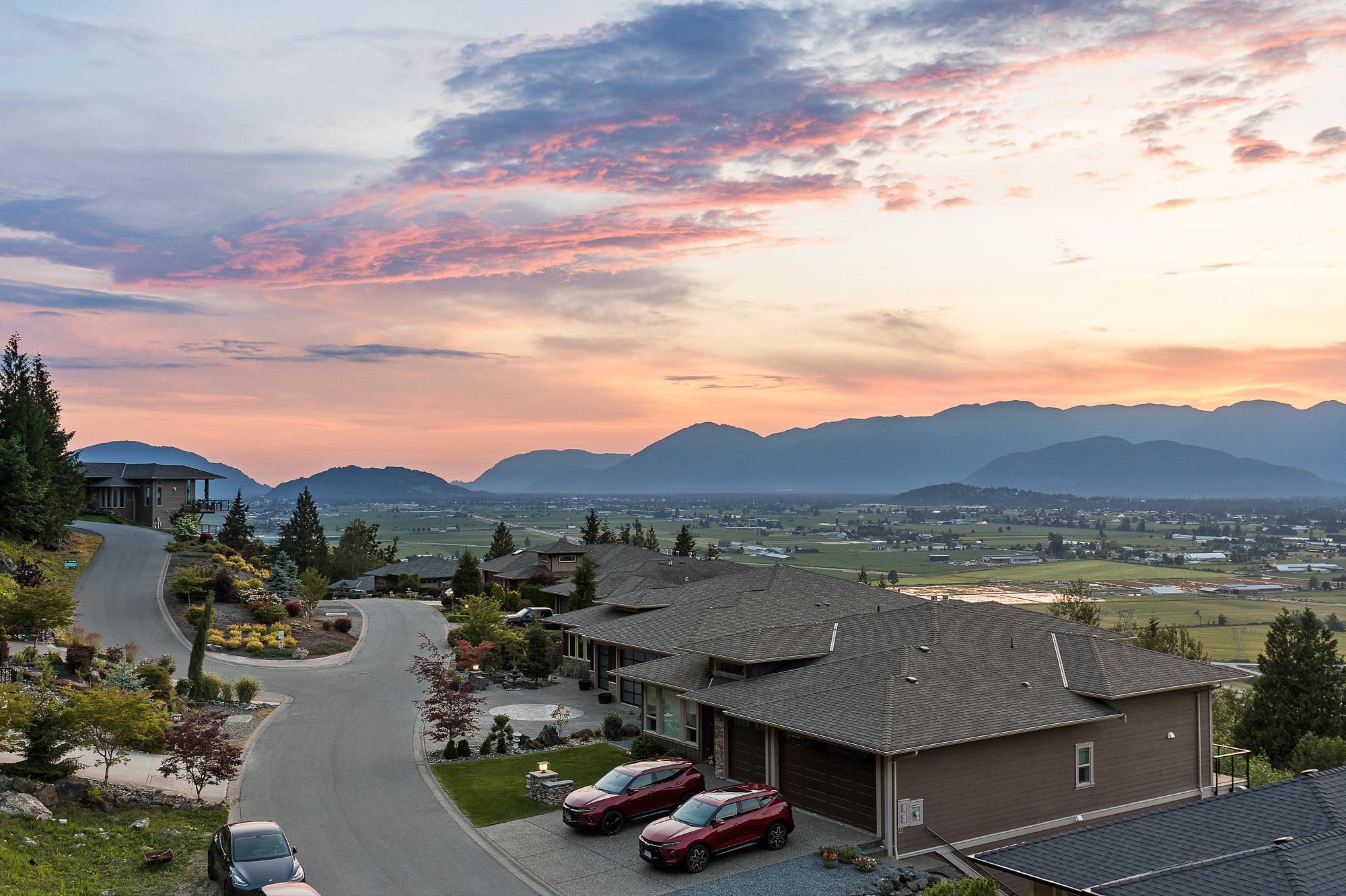 # 230 51075 Falls Court, Chilliwack, BC | R2794090 | Your Specialist ...