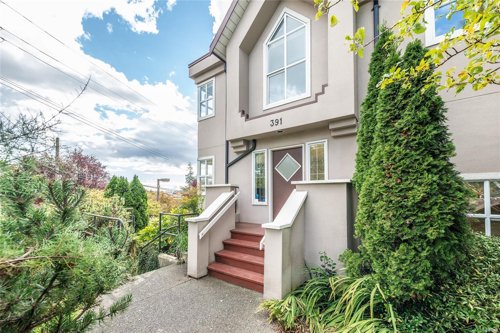 391 Burnside Road E, Victoria, BC, V9A 1A7 | 859548 | Gower Smith Real ...