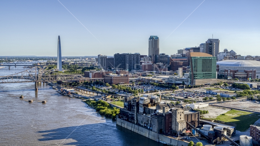 View of the Arch and downtown buildings from the river, Downtown St ...