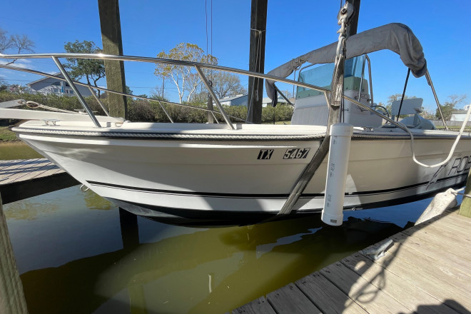 Robalo 2120 Center Console Boats For Sale at BoatCrazy.com