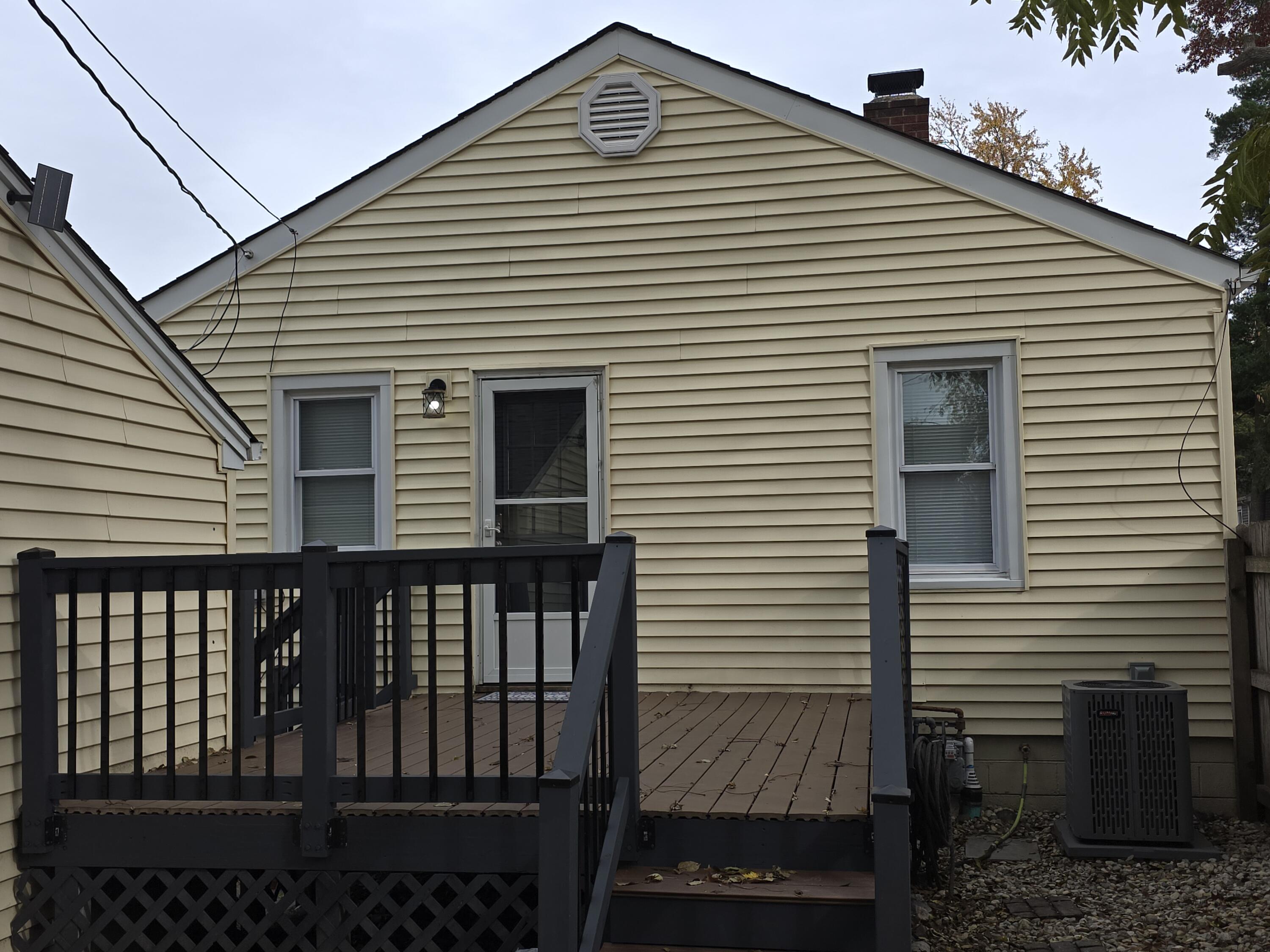 446 N Jay Street, Griffith, IN 46319 - Quadwalls