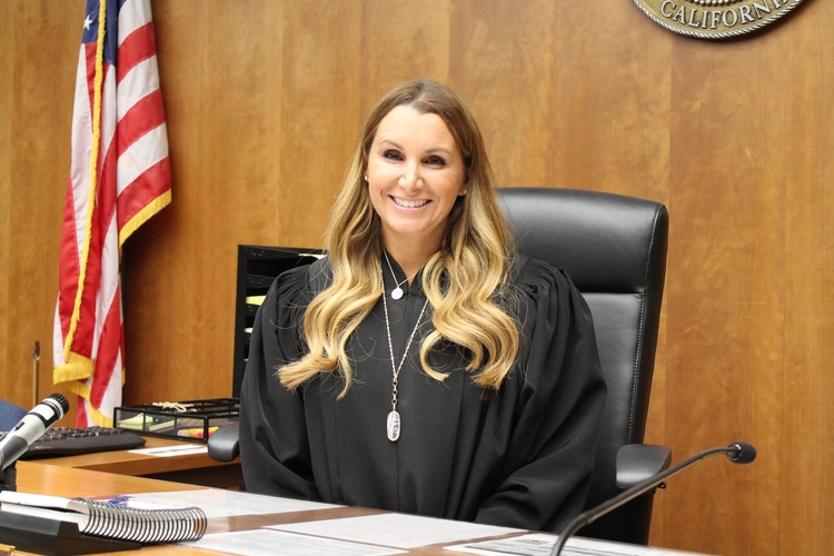 Judge Kelly Kelley, a career prosecutor, tries to help defendants avoid ...