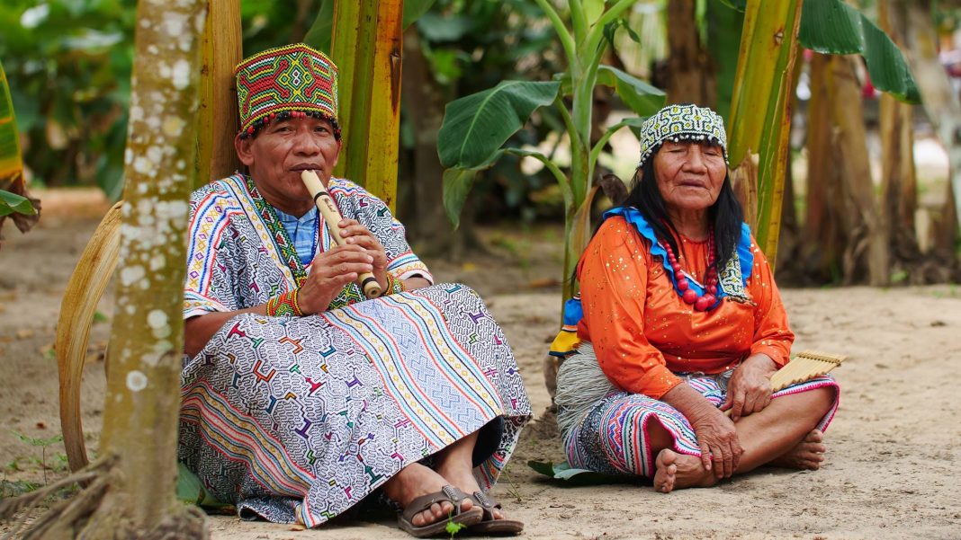 Conoce a los shipibo, la colorida cultura del Amazonas peruano