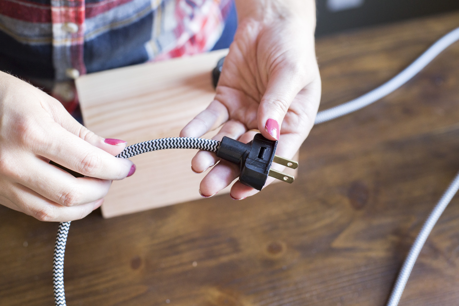 How to Make a DIY Edison Lamp | Dunn DIY