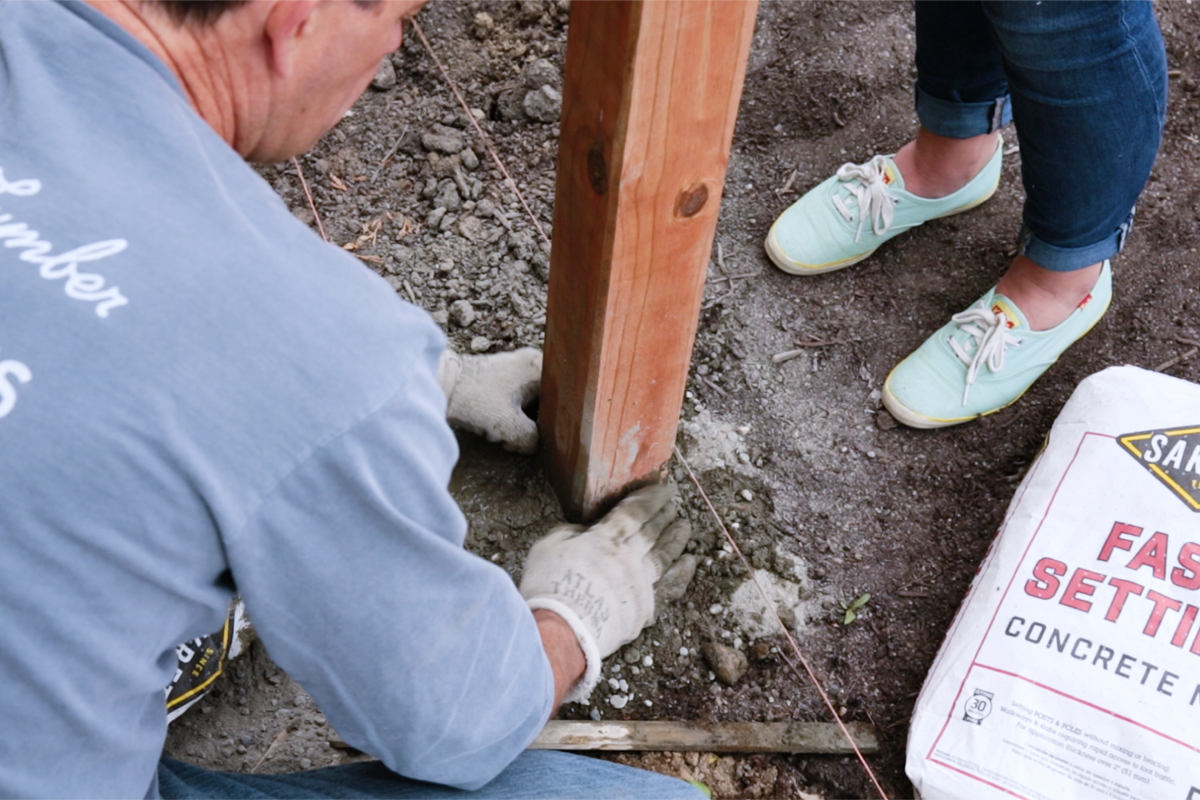 How to Set a Fence Post | Fence Post Installation DIY | Dunn DIY