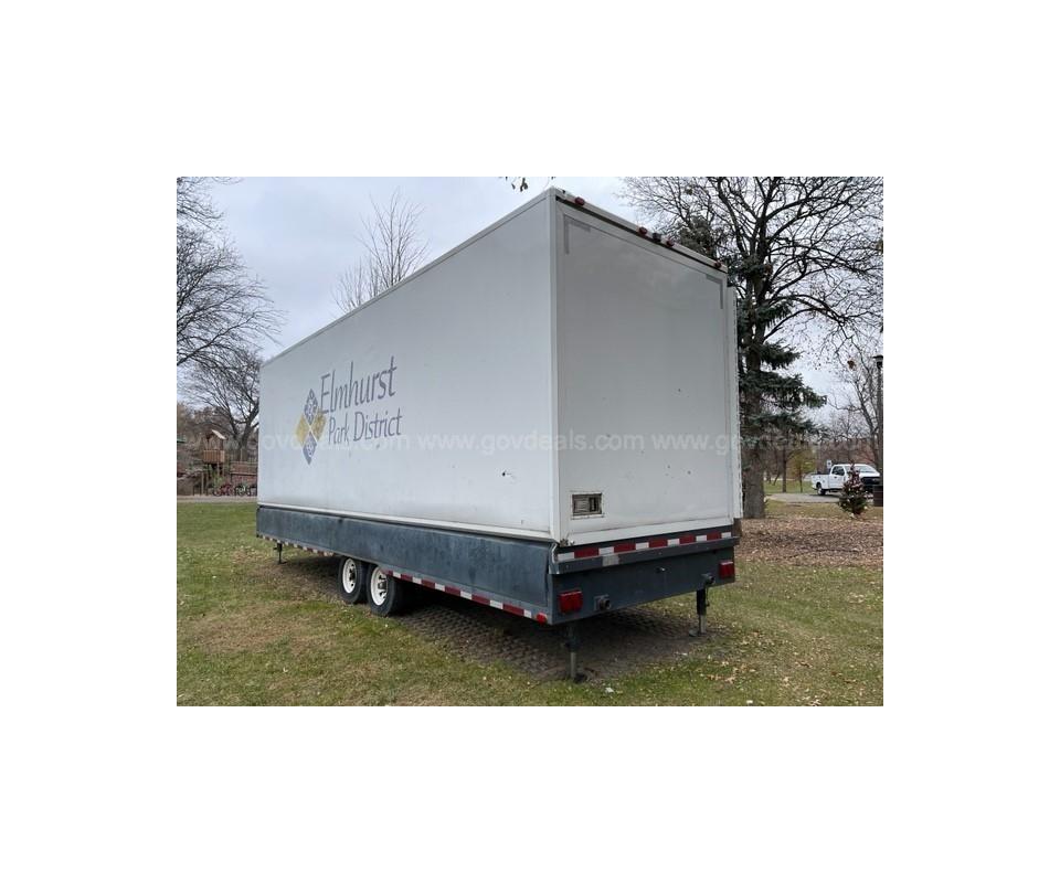 1995 Wenger Encore Showmobile 89A1 Portable Stage