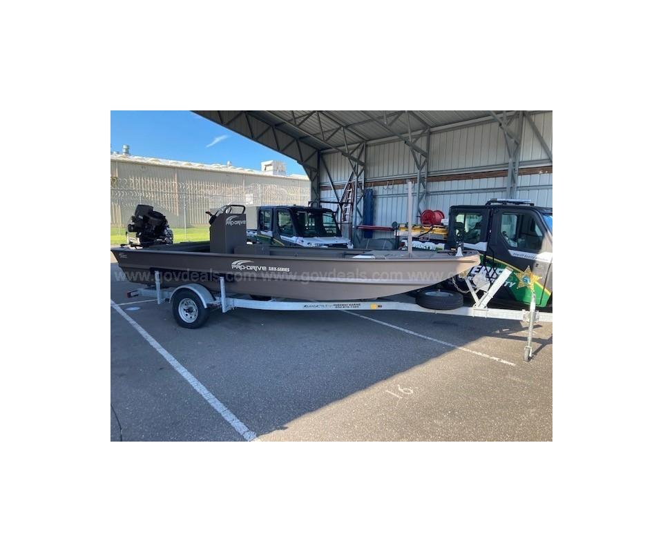2019 Pro Drive 18X54 SBX 40 hp EFI with reverse