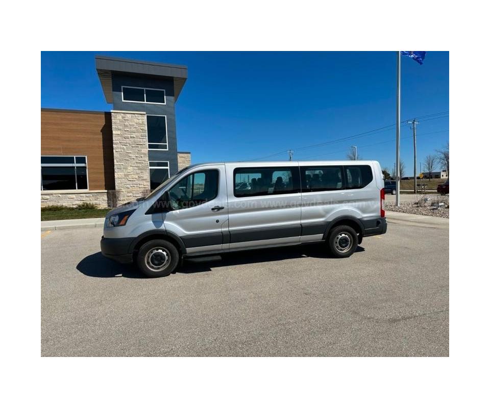 2017 Ford Transit 12 PASSENGER VAN