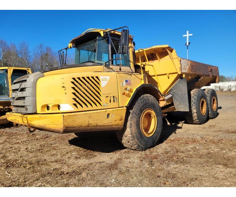 2005 Volvo A25D Articulated Dump Truck