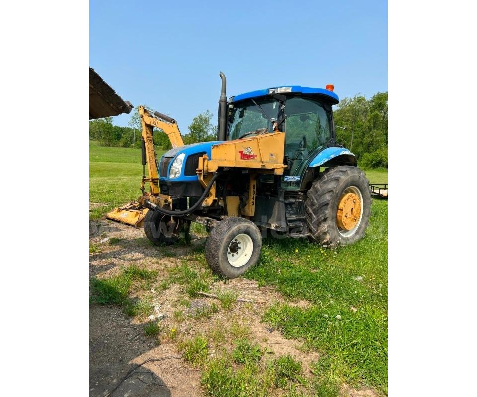 2004 New Holland TS100A Tractor