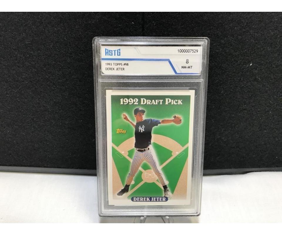Collectible Sports Cards Auction