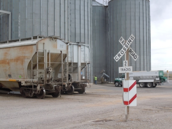 Grain Journal | Rail Crossing Safety