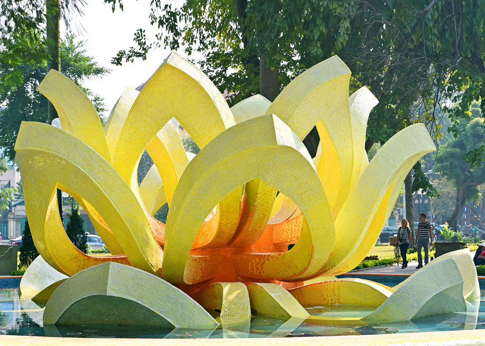 Hanoi Lotus Fountain by Nguyen Thu Thuy | International Design Awards ...