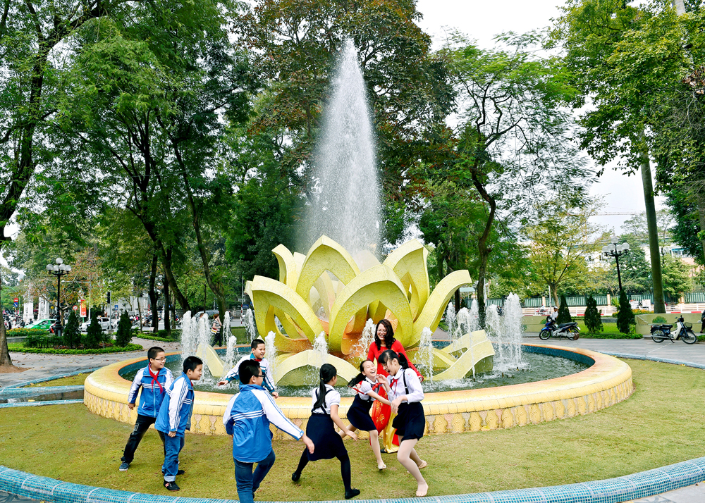 Hanoi Lotus Fountain by Nguyen Thu Thuy | International Design Awards ...
