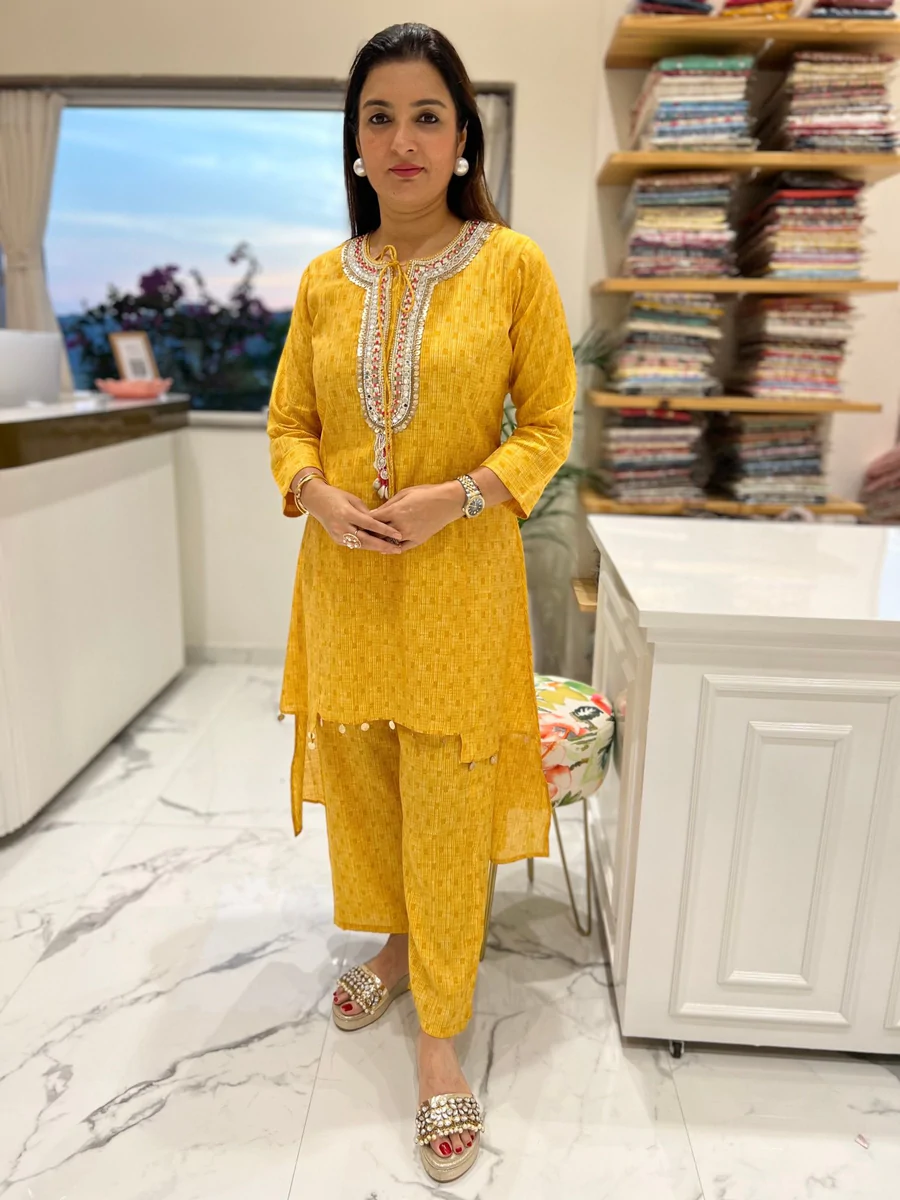 Exquisite Collection Of Women Indo Western Wear By Indian Brand Preeti Bora Issuewire