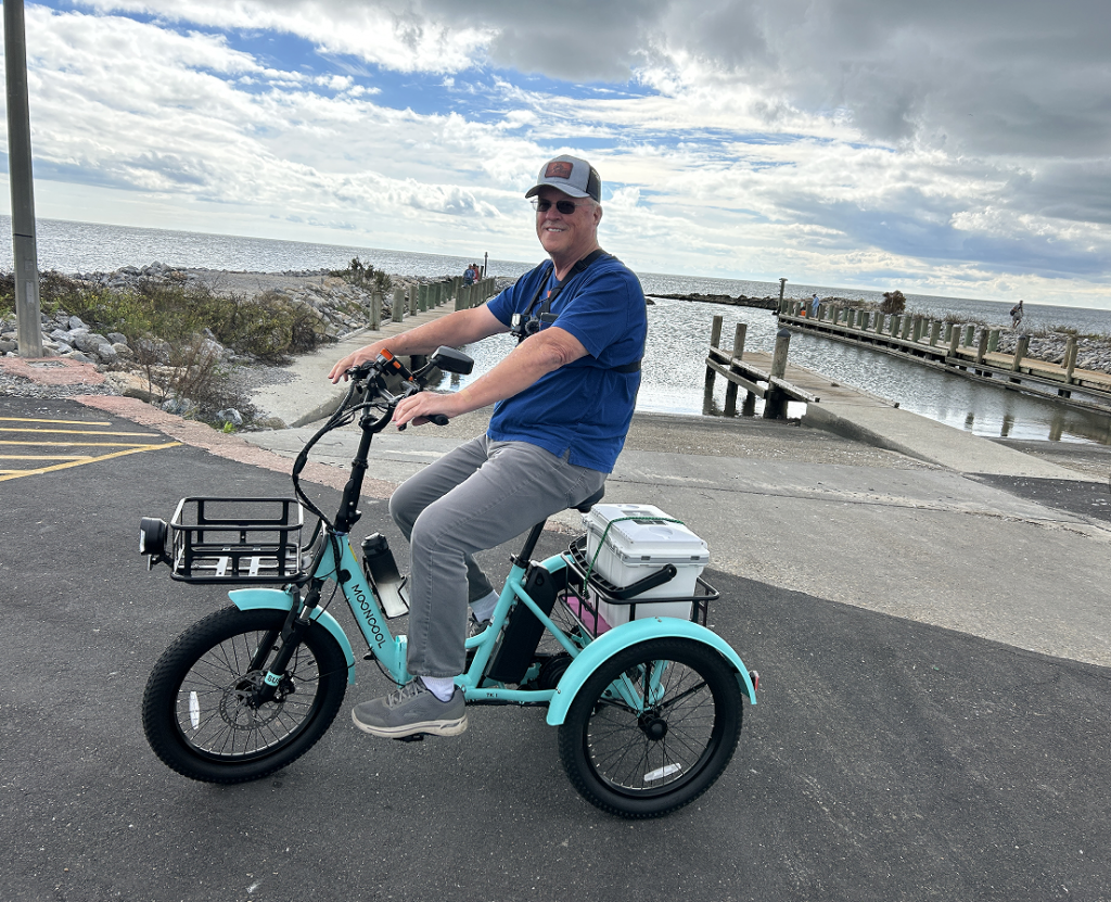Mooncool TK1 Review -Comfortable Folding Electric Adult Trike - IssueWire