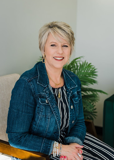 Jennifer Norton, Recognized by BestAgents.us as a 2023 Top Agent ...