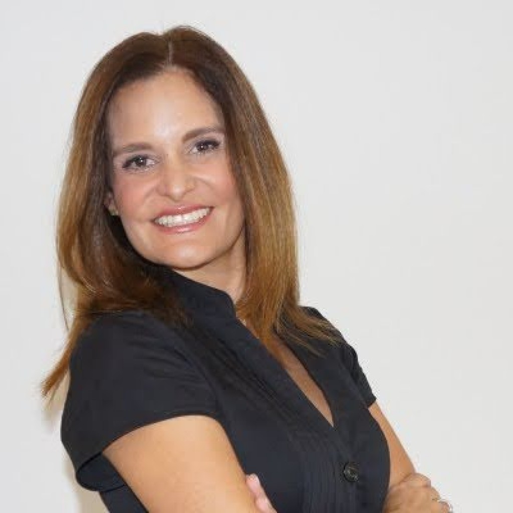 Reyna Molina, Recognized by BestAgents.us as a 2024 Top Agent - IssueWire