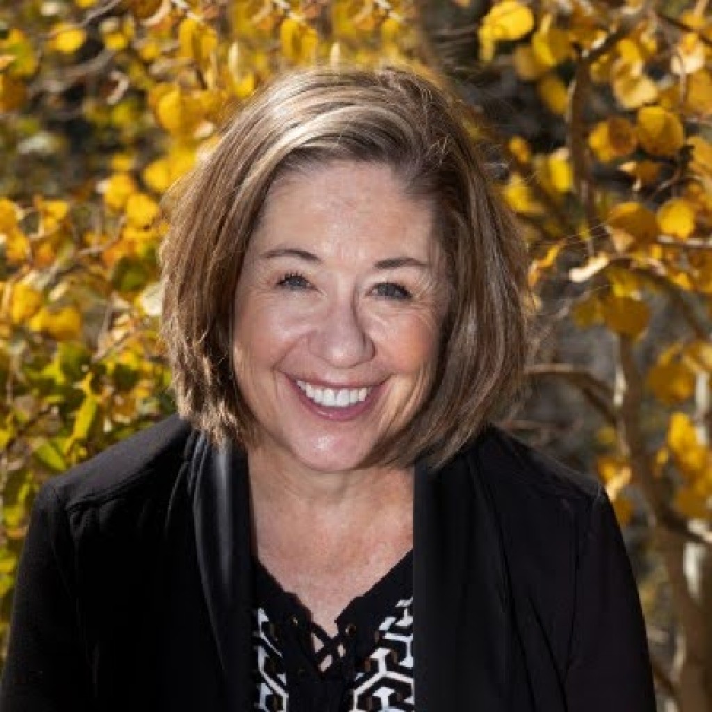 Kari Ward, Recognized by BestAgents.us as a 2024 Top Agent - IssueWire