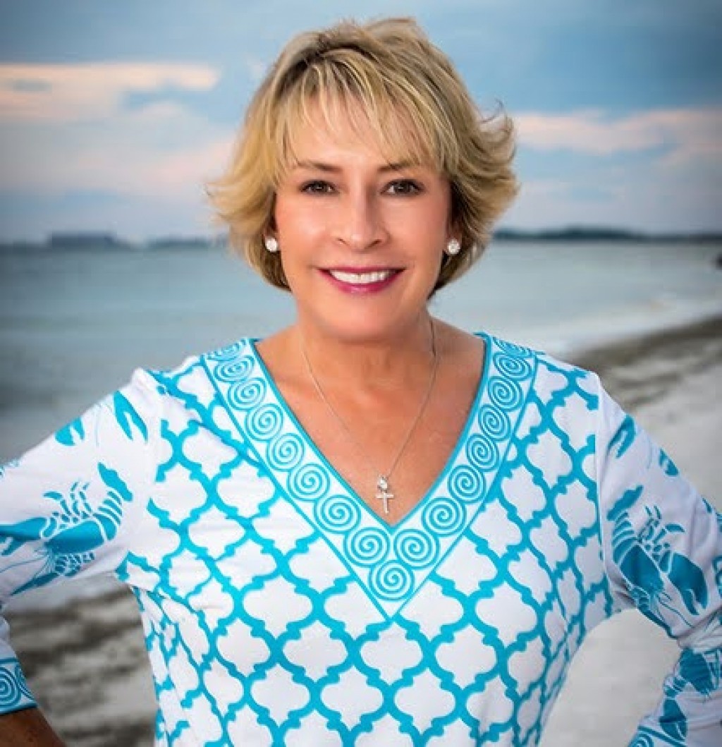 Jennifer Thompson, Recognized by BestAgents.us as a 2024 Top Agent ...