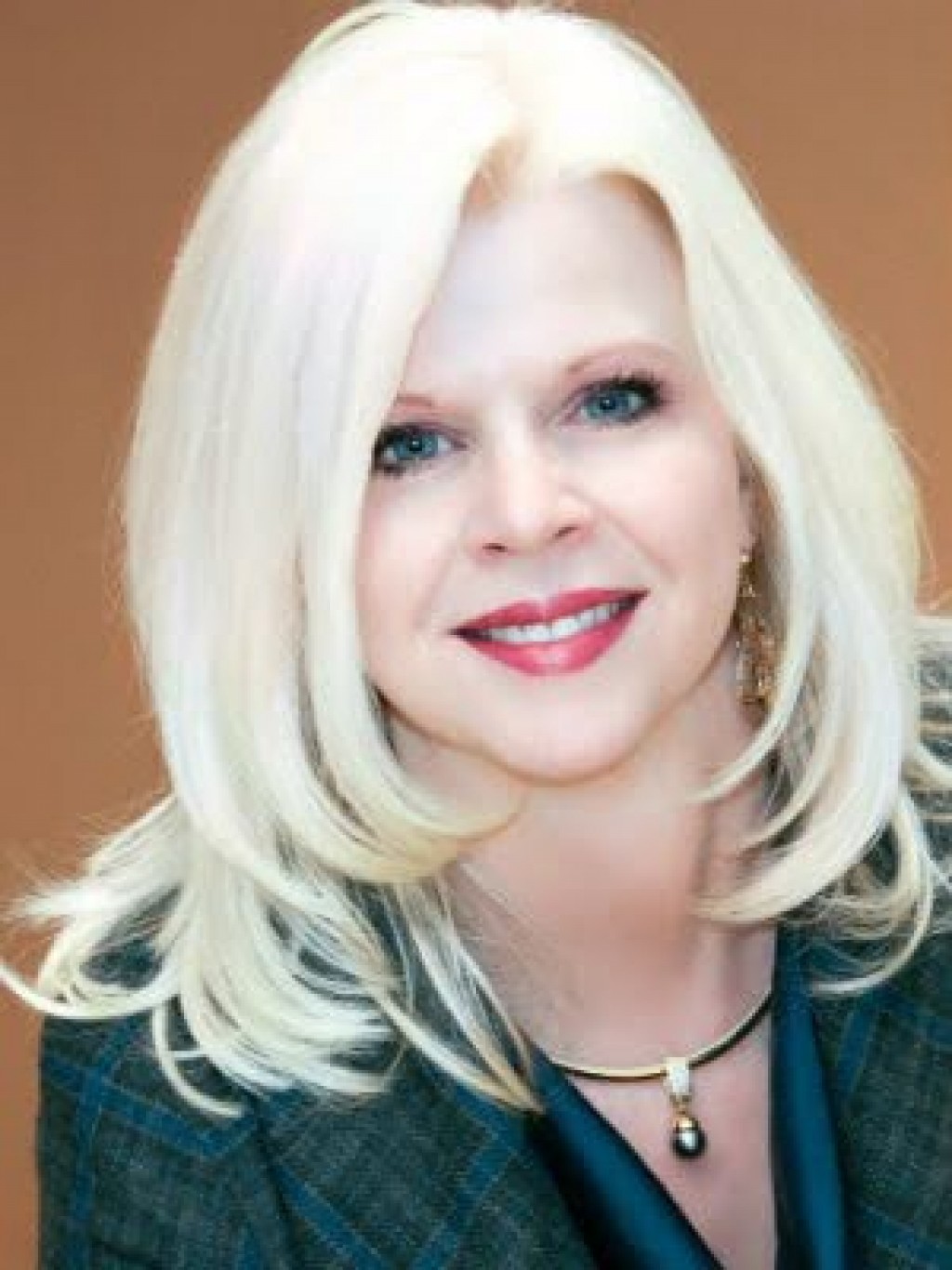 Dena Greenawalt, Recognized by BestAgents.us as a 2024 Top Agent ...