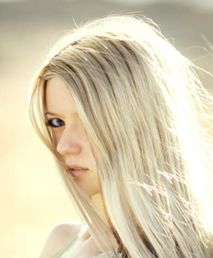 Kellian's Free Music Videos and Songs Offer Stay-at-Home Comfort ...