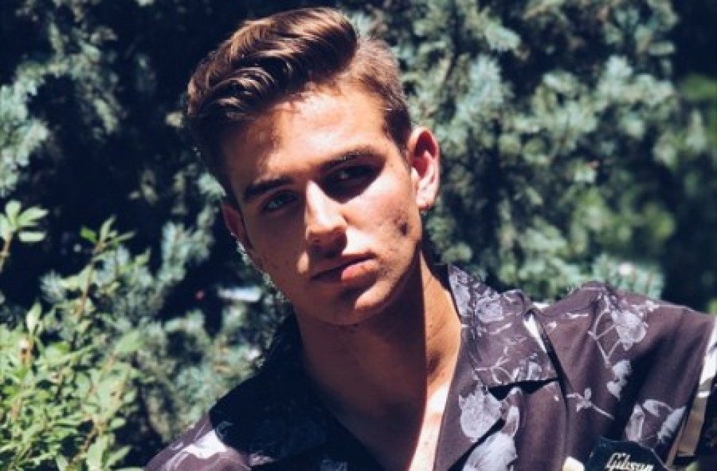 Sam Seth creates awe-inspiring R&B and Soul Music for his Listeners ...