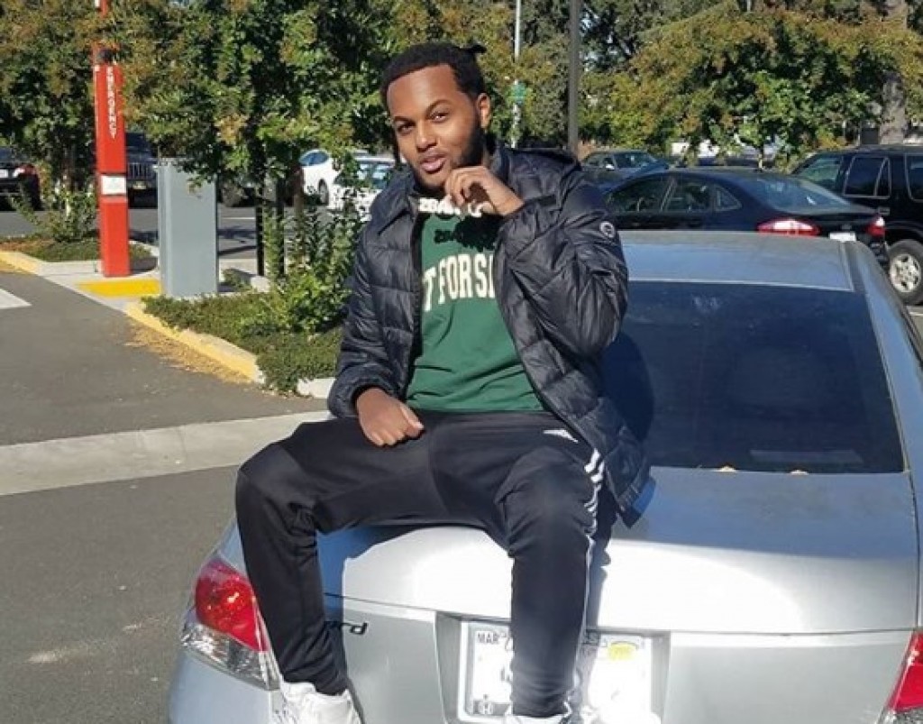 2 Bandz outshines his Contemporaries in terms of both Rhythm and Rhyme ...