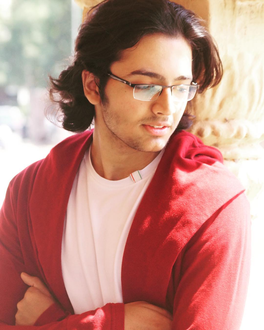 Meet Anurag Jha, Actor/Director of Tallukh and raise a toast to his success. - IssueWire