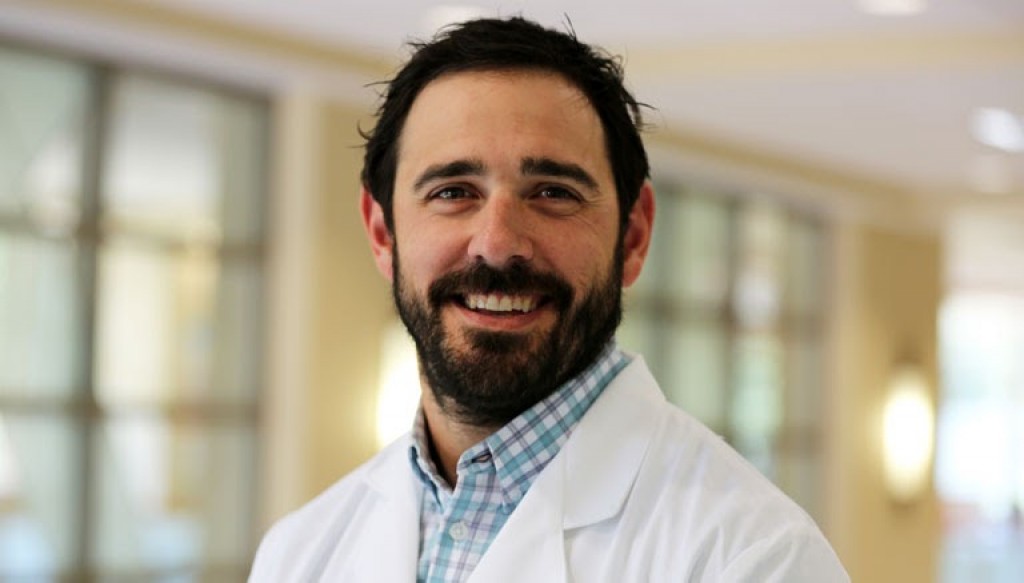 Alejandro Castellvi, MD, a Neurological Surgeon with Mercy Clinic ...