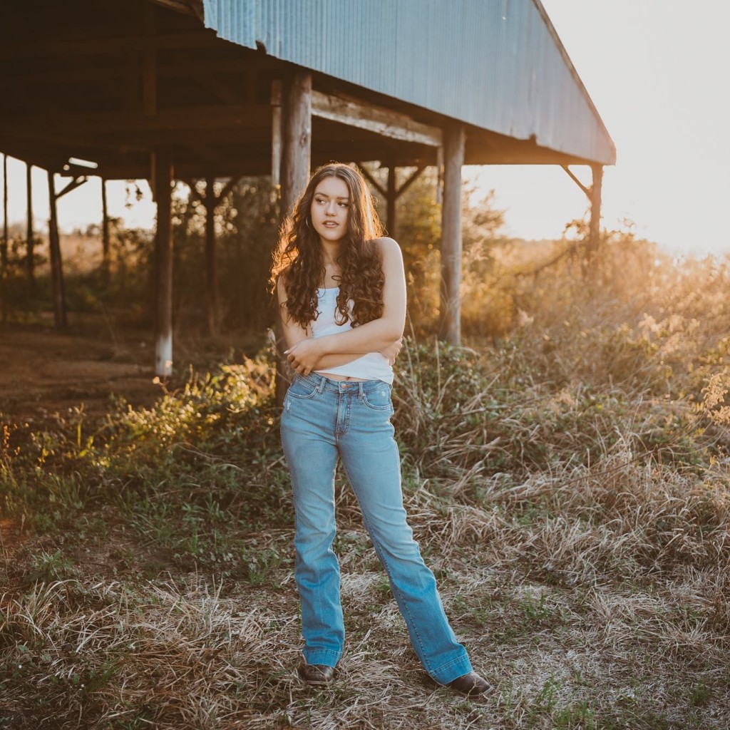 Listen To the Chartbuster Songs of The Very Promising Artist Hillary ...