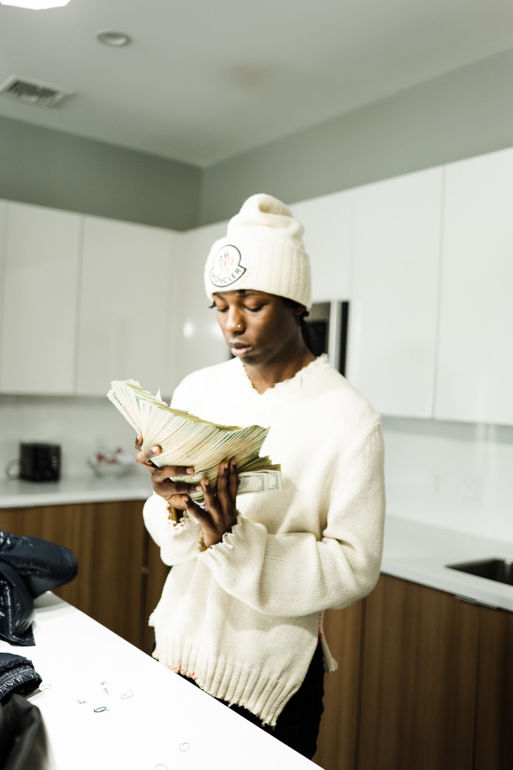 Guwop Reign Releases a Major Hit Album Titled “Me First” - IssueWire