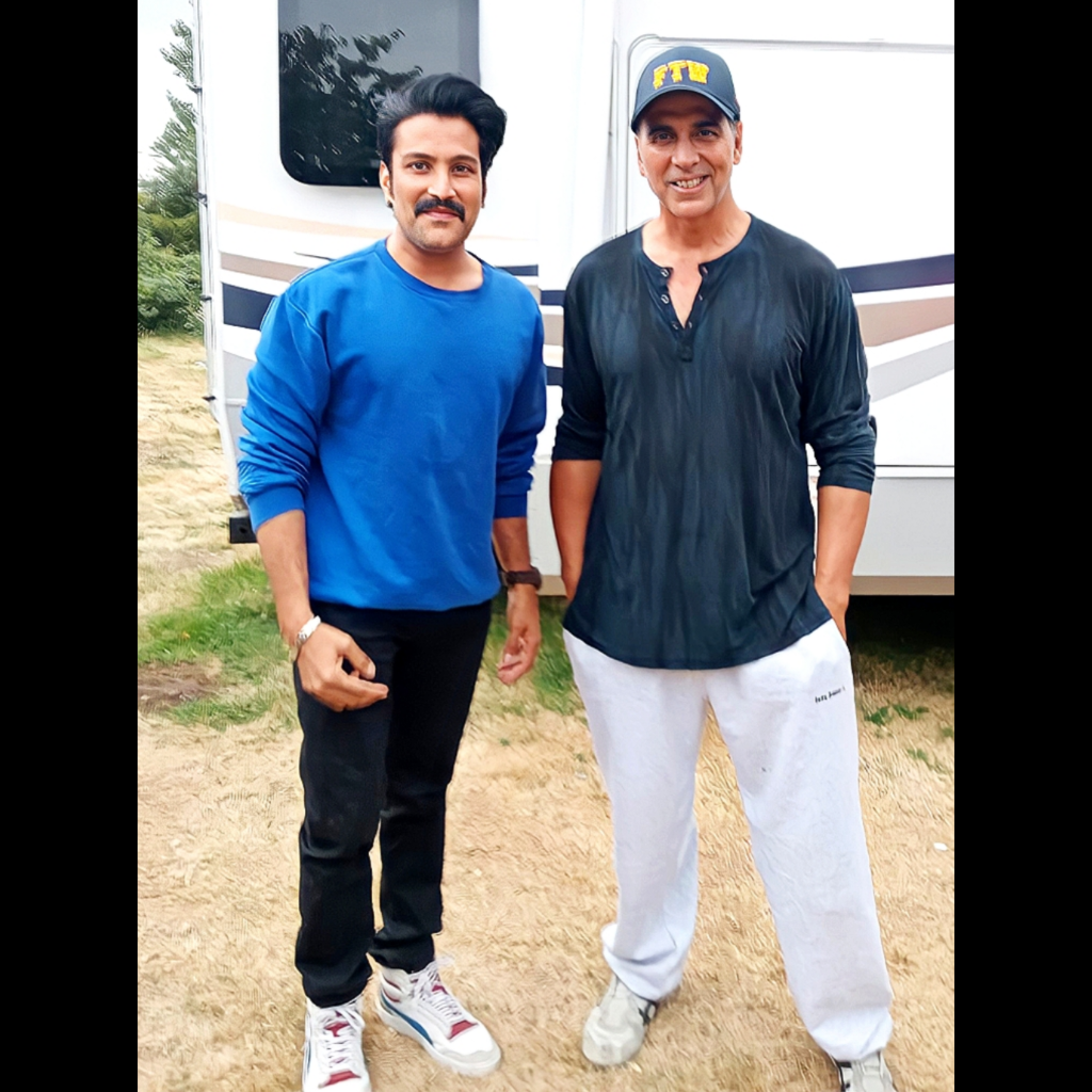 Gaurav Prateek On Bord "Rustam" Director's Next "Capsule Gill" With ...