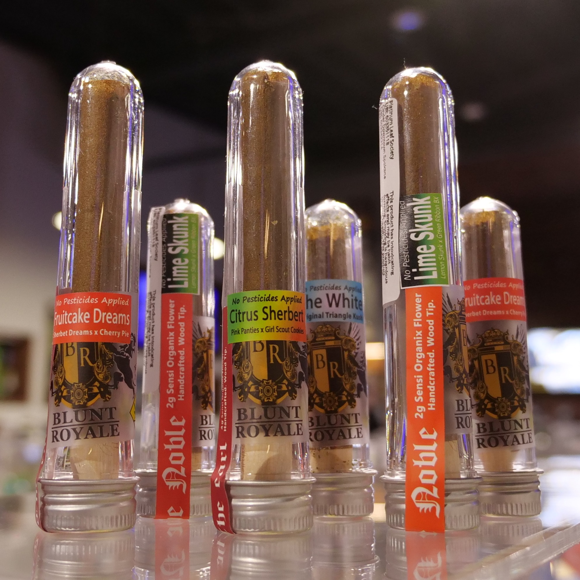 Blunt Royale: Dutch Crunch Knight Infused Blunt 1g | Leafly