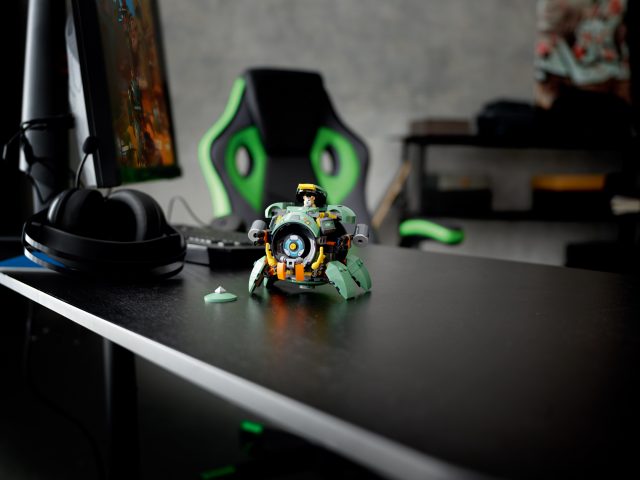 LEGO Overwatch gets two new sets with Junkrat and Roadhog plus Hammond ...