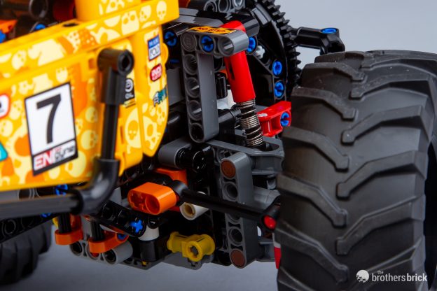 A little dirt never hurt: LEGO Technic 42099 4x4 X-treme Off-Roader ...