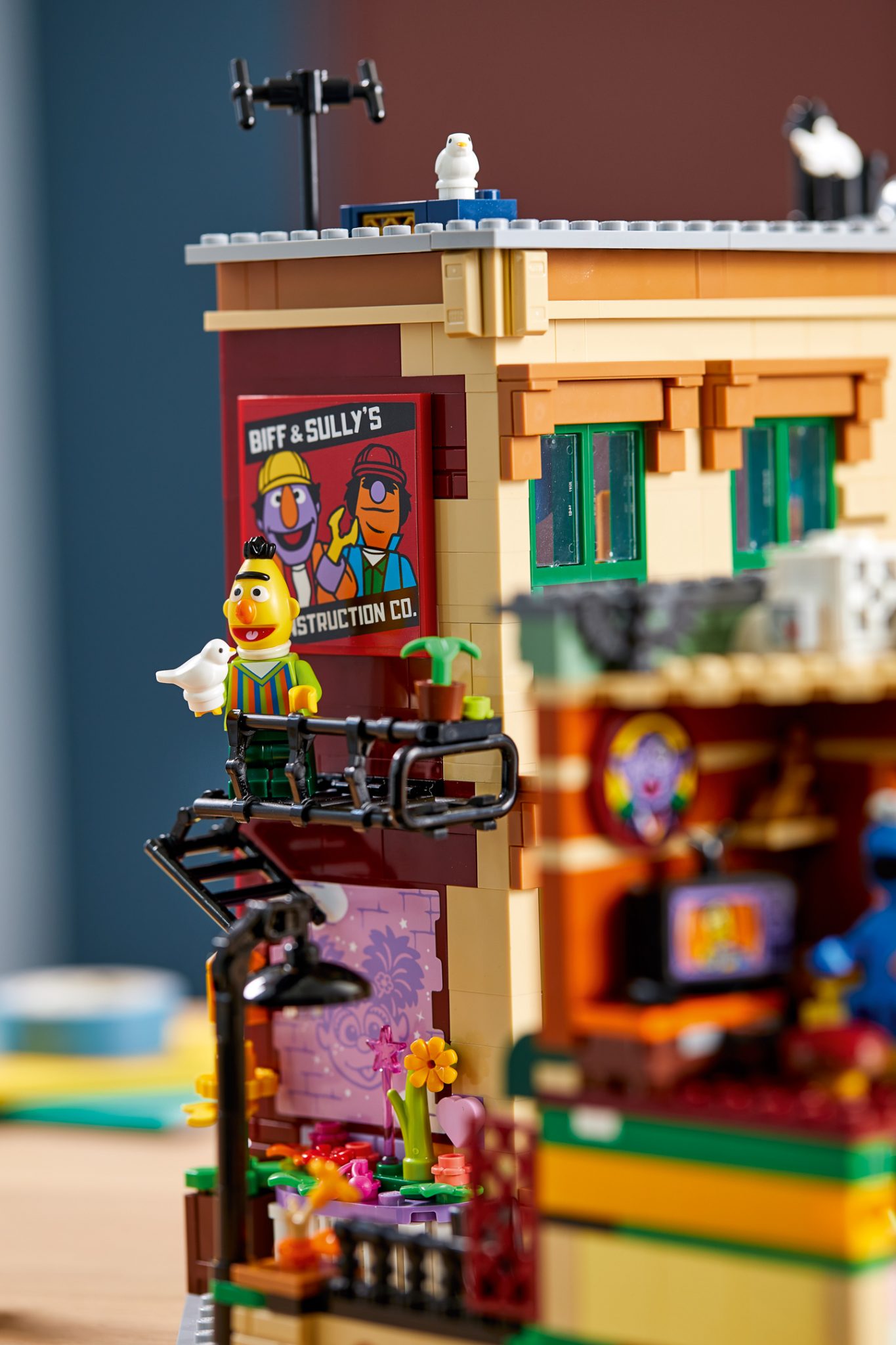 LEGO Ideas 21324 Sesame Street - N36EW-14 - The Brothers Brick | The ...