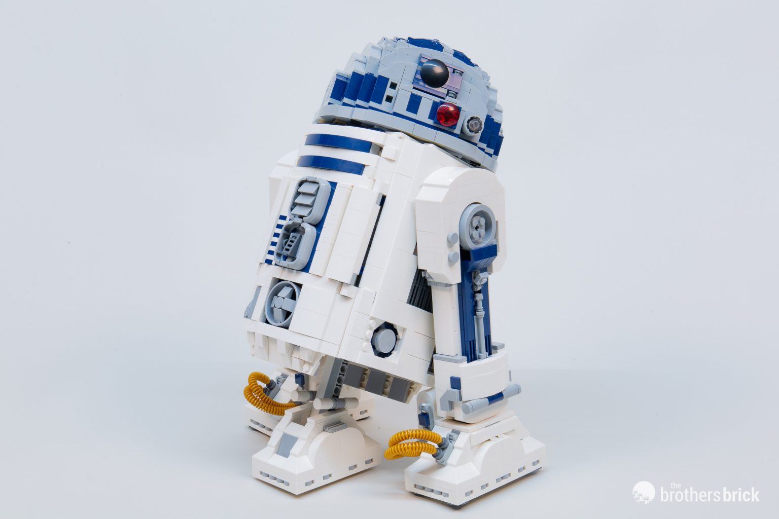 LEGO 75308 R2-D2 - TBB Review-TW4EE-56 - The Brothers Brick | The ...