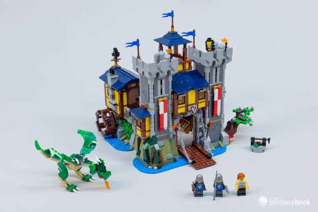 LEGO Creator 3-in-1 31120 Medieval Castle (plus a working trebuchet ...