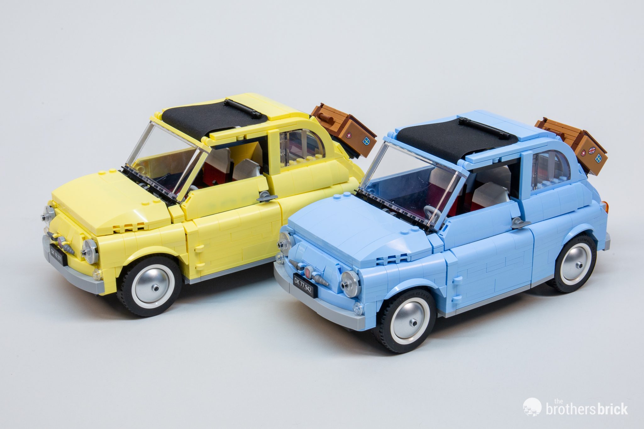 LEGO Creator Expert 77942 Fiat 500 limited edition comparison: blue is ...