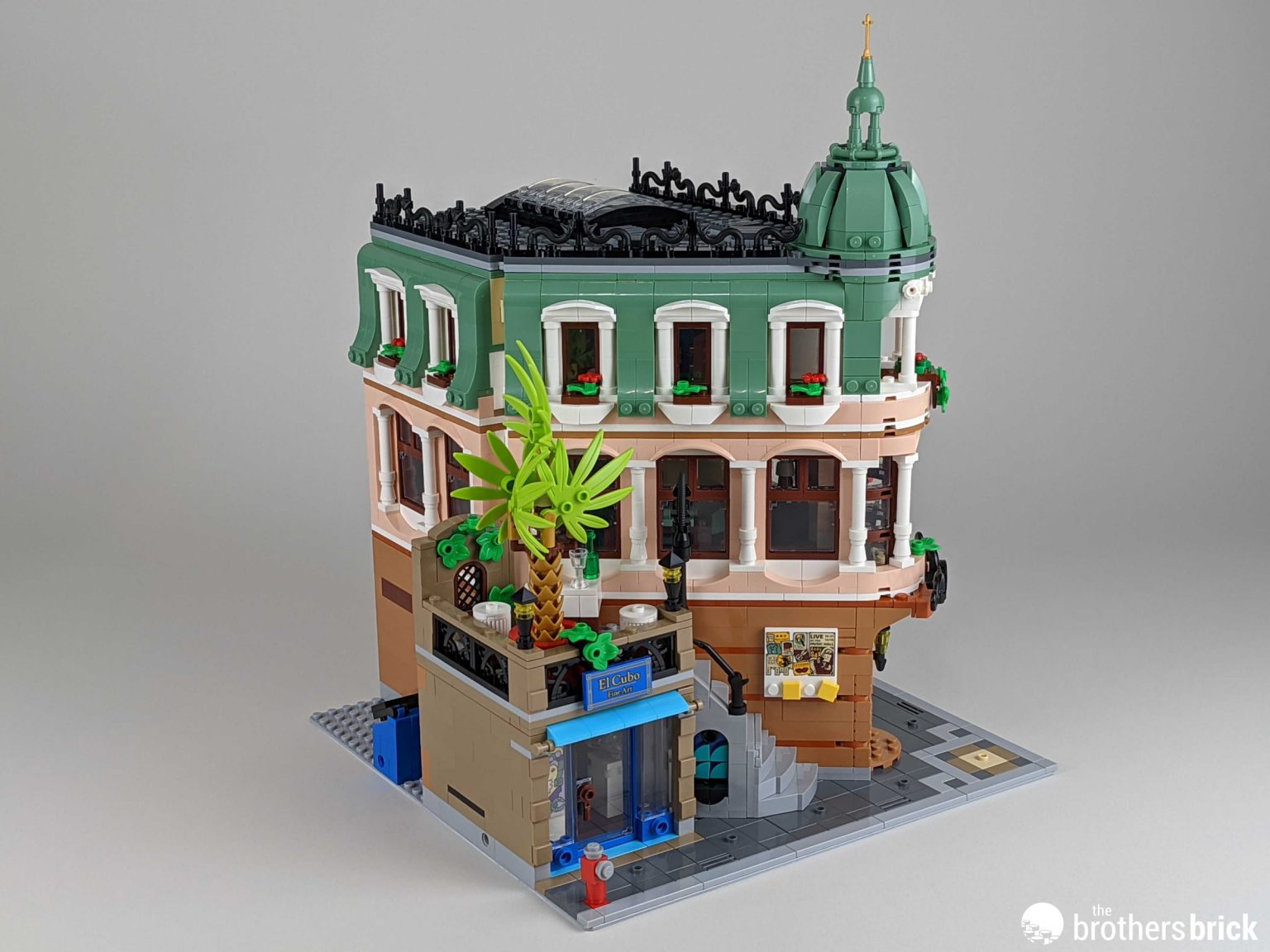 LEGO Modular Buildings Collection 10297 - Boutique Hotel - TBB Review ...